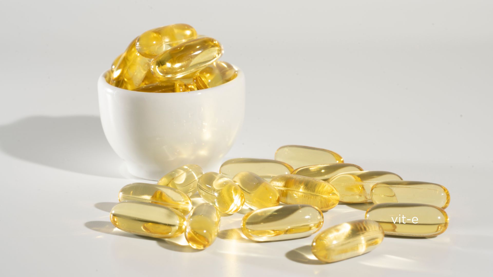 Vitamin E Capsule: Ultimate Guide to Benefits, Uses, Dosage, Types, and ...